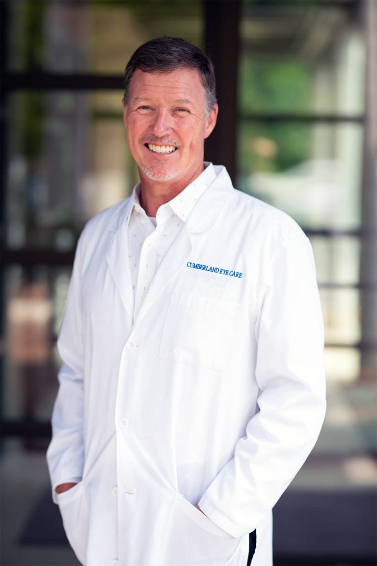 Cataract Surgeon Crossville | Ophthalmologist Crossville | Dr. Galloway